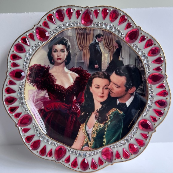 The Bradford Exchange | Accents | Precious Passion Scarlett A Legend ...